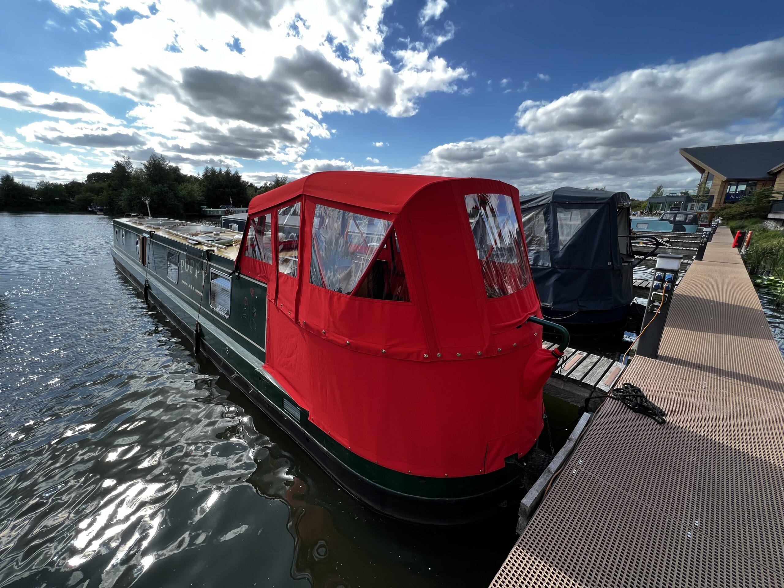 Wide Beam Cruiser Stern Skirt - Canvasman